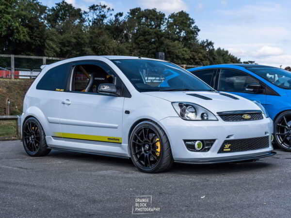Ford Fiesta MK6 – Automotive Carbon